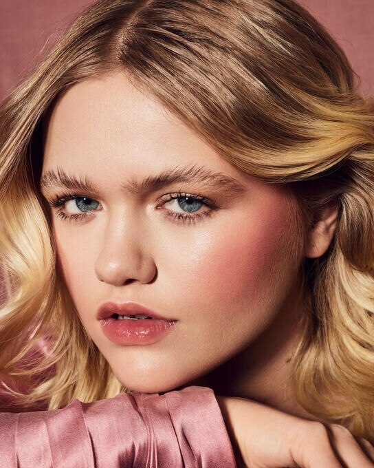 Blush Fenty Cheeks Suede Powder - Sephora